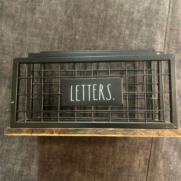 Rae Dunn | Accents | Rae Dunn Black Metal Letter Holder | Poshmark